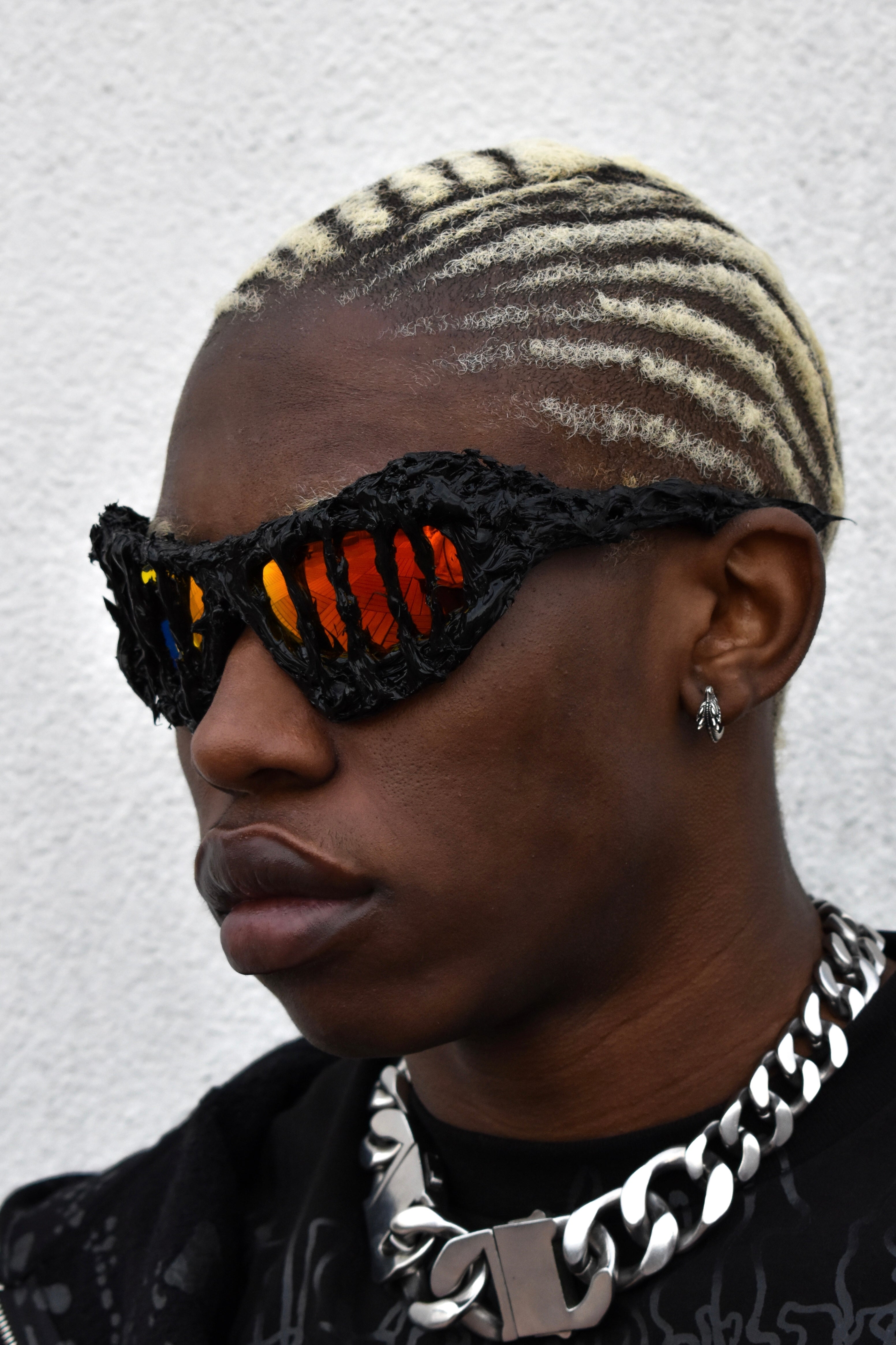 SCULPTURAL EYEWEAR – Hubane